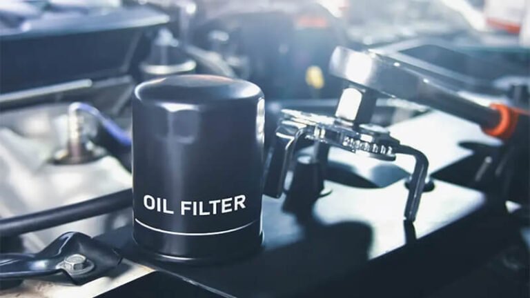How to Tighten Engine Oil Filters the Right Way